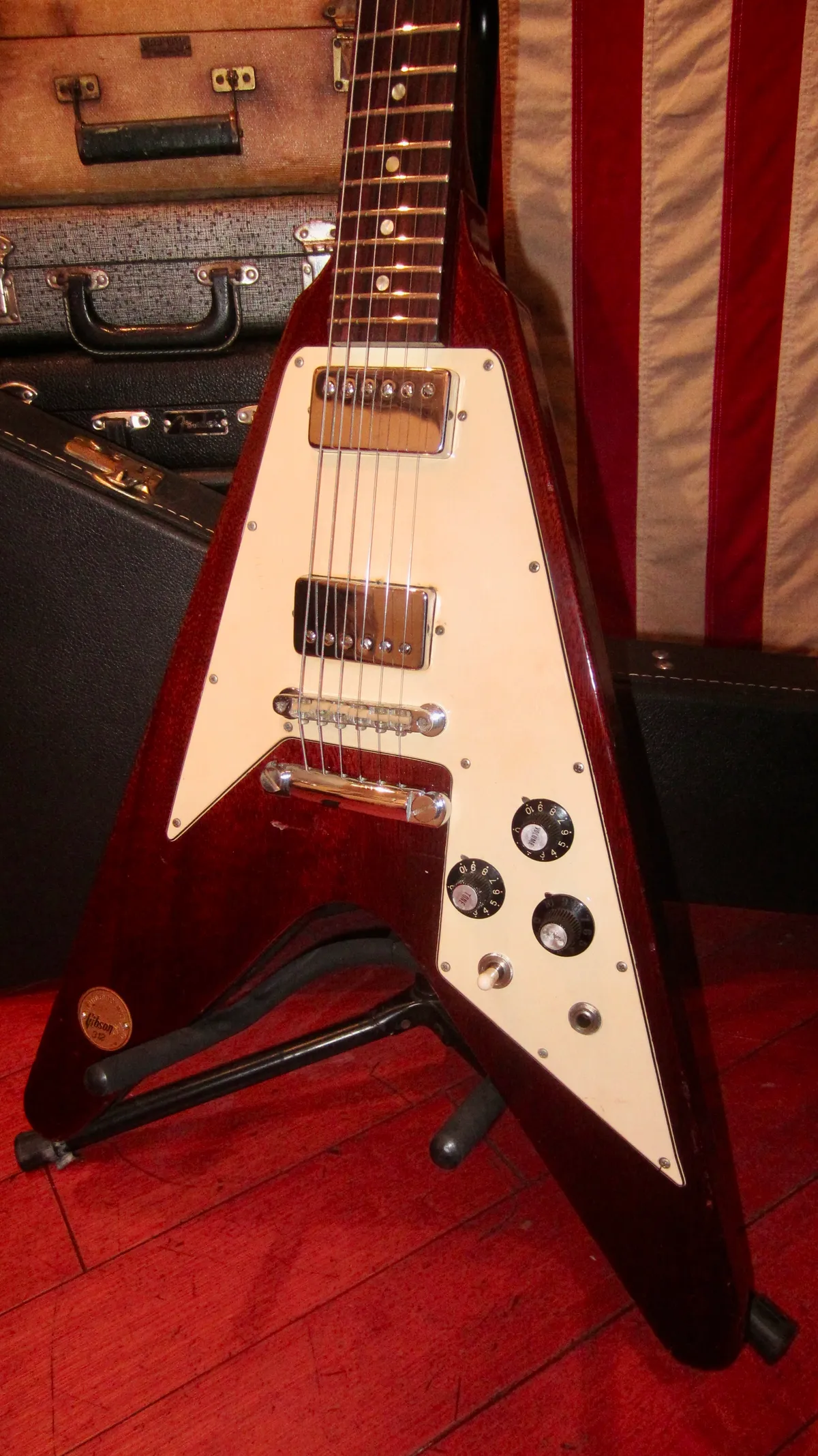 1971 Gibson Medallion Flying V #312 Cherry Red > Guitars Electric Solid ...