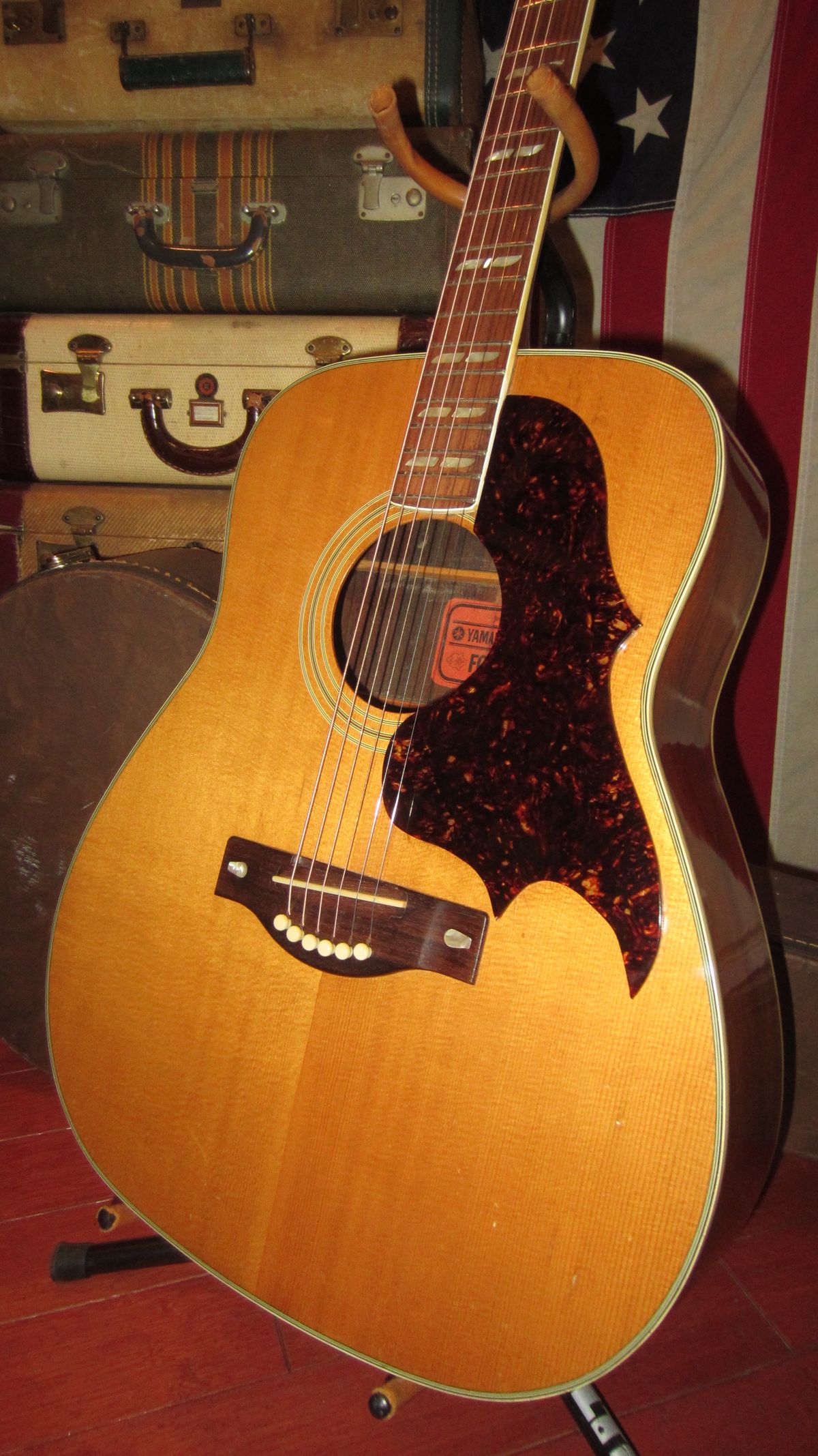 1971 Yamaha FG-300 Dreadnought Acoustic Natural > Guitars Acoustic ...