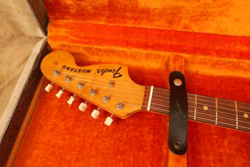 1972 Fender Competition Mustang Burgundy > Guitars Electric Solid Body ...