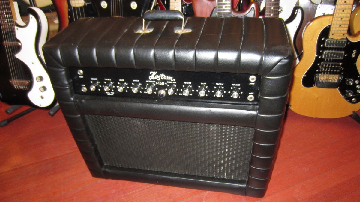 1972 Kustom Model K150 Black plush > Amps & Preamps | Rivington Guitars
