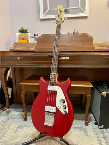1974 Micro-frets Signature Bass Red > Guitars Bass | Fanny's House of Music