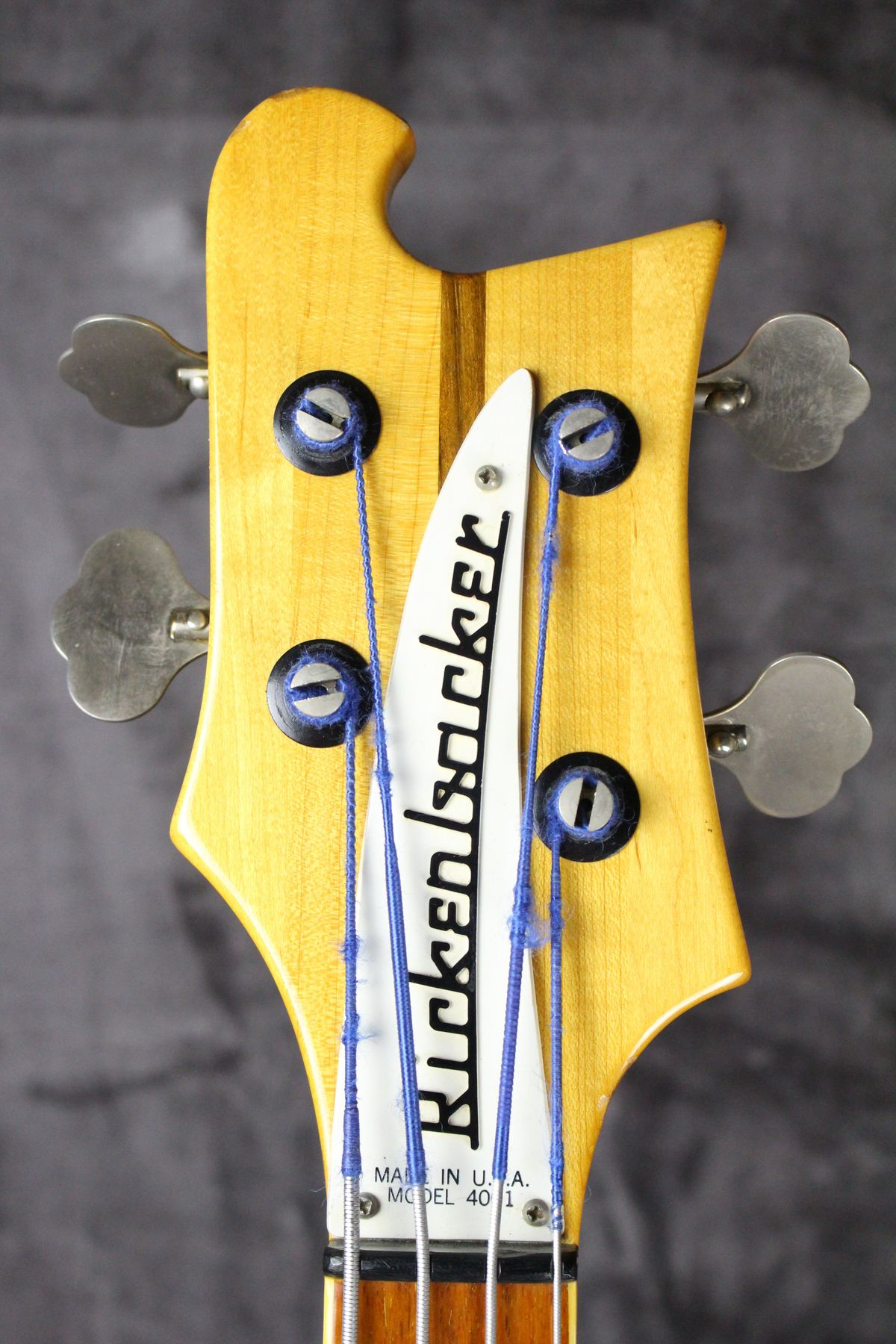 1975 Rickenbacker 4001 > Guitars Bass | Empire Guitars RI