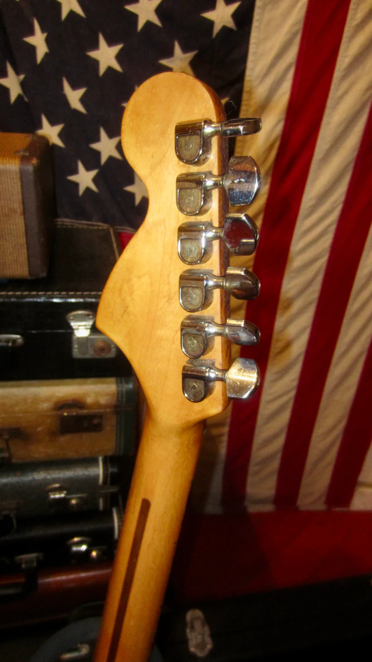 1976 Fender Telecaster Deluxe White Sparkle > Guitars Electric Solid ...