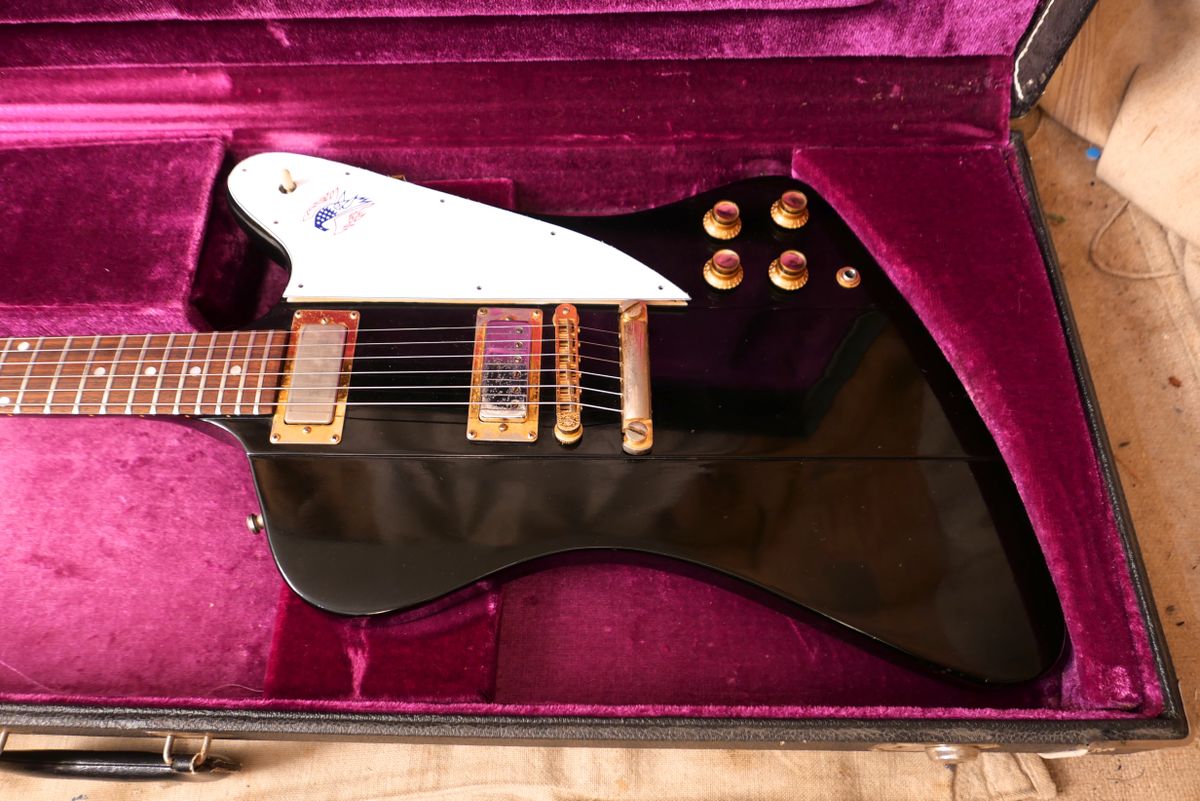 1976 Gibson Firebird Black > Guitars Electric Solid Body | Southside ...