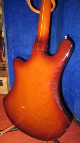 1977 GUILD B-302 Double Pickup Solidbody Bass Mahogany Sunburst ...