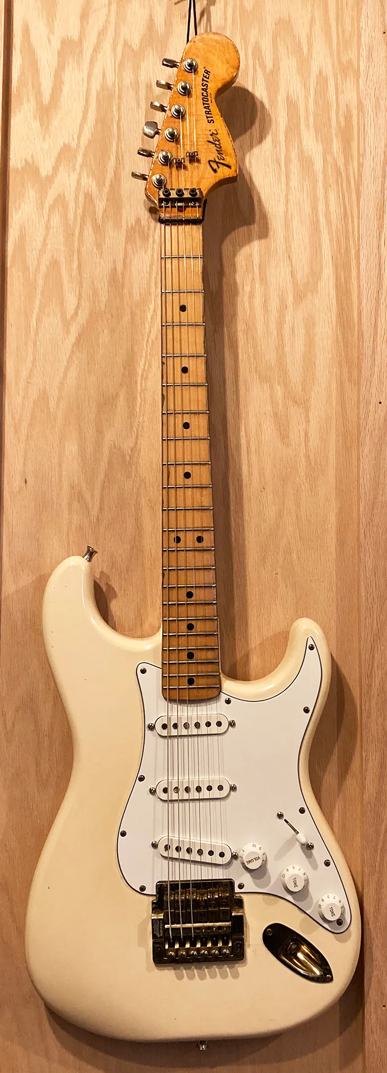 1979 Fender 25th Anniversary Stratocaster White refinished > Guitars ...