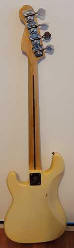1979 Fender Precision Cream White > Guitars Bass | Player Guitars