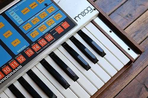 1980 Moog 1980's Source > Keyboards | Rock n Roll Vintage Guitars