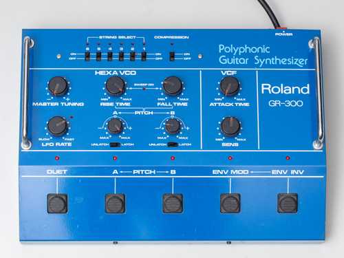 1980 Roland G-808 > Guitars Electric Solid Body | TR Crandall Guitars