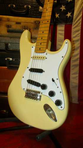 1983 Hondo Fame Series 760 Stratocaster White > Guitars Electric Solid ...