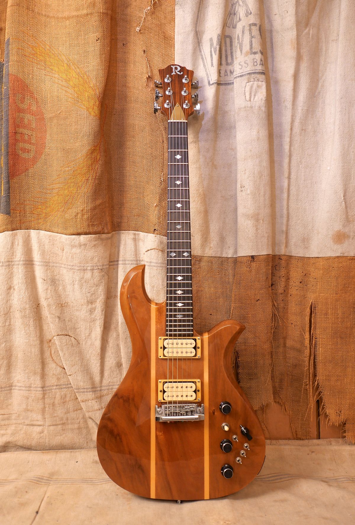 1984 B.C. Rich Eagle Natural > Guitars Electric Solid Body | Southside ...