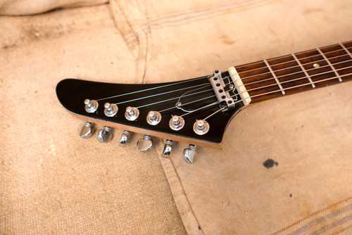 1984 Gibson Explorer Flat Black > Guitars Electric Solid Body ...