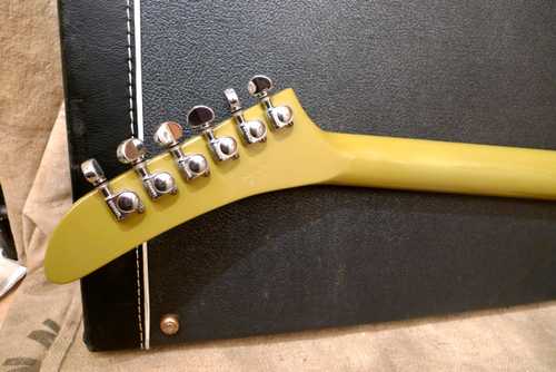 1984 Gibson Explorer III Camo > Guitars Electric Solid Body | Southside ...