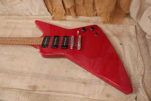 1984 Gibson Explorer III Red > Guitars Electric Solid Body | Southside ...