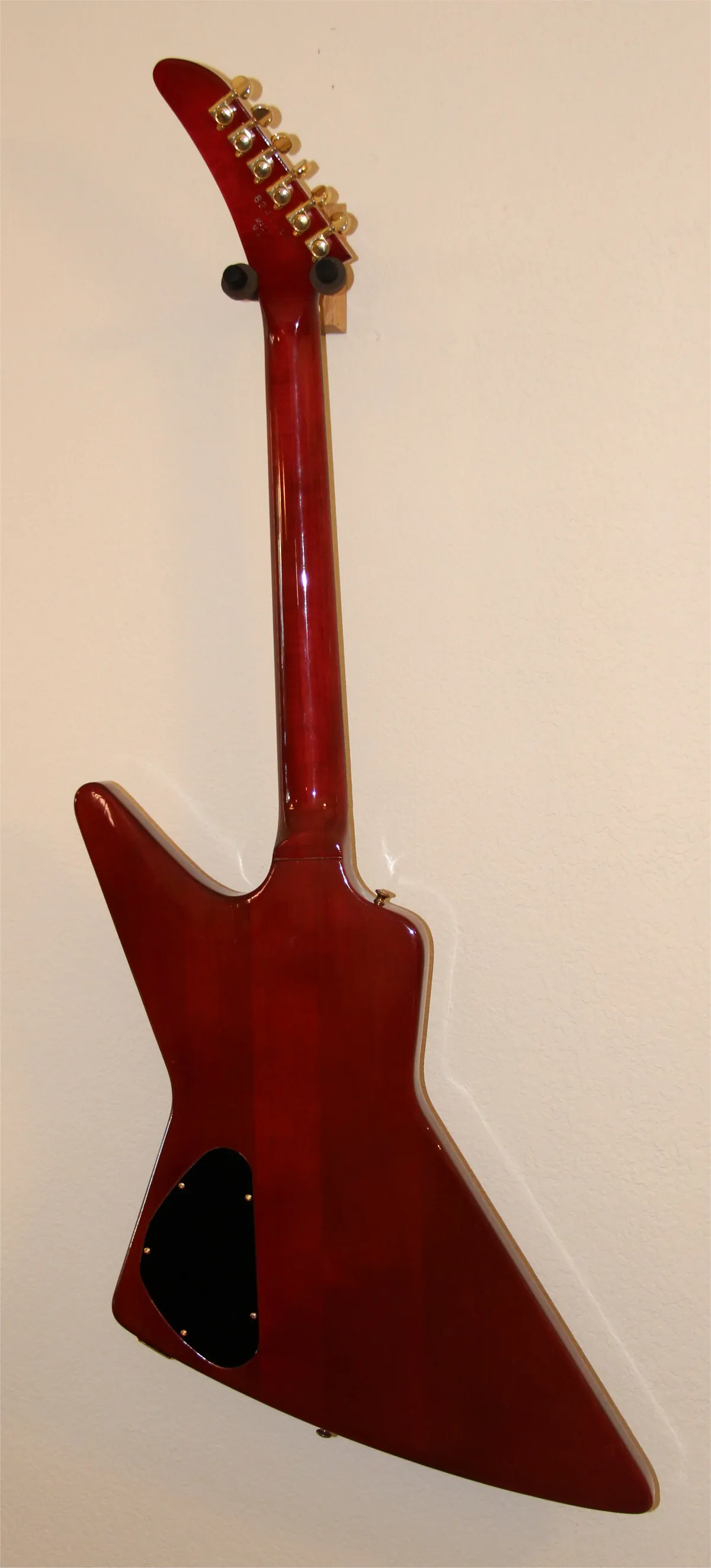 1984 Gibson Explorer Burst > Guitars Electric Solid Body | AJ's Music ...