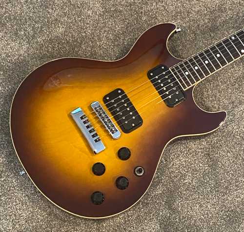 1985 Fender Esprit Flame Standard Autumnburst > Guitars Electric Solid ...