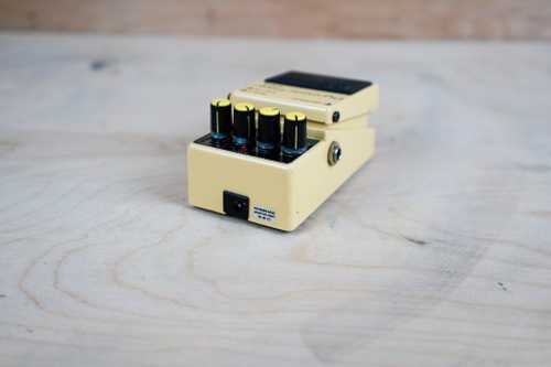 1987 Boss FT-2 Dynamic Filter (Black Label) yellow > Effects | A Flash ...