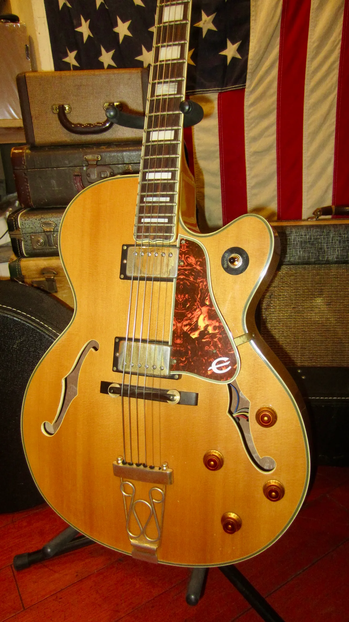 1989 Epiphone Emperor Joe Pass Natural > Guitars Archtop Electric ...