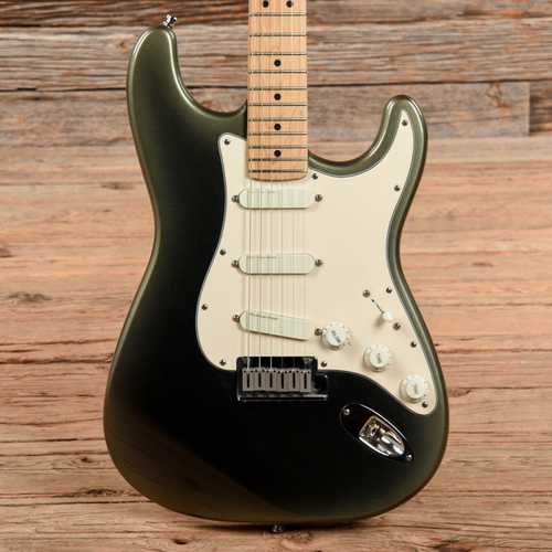1989 Fender Stratocaster Plus Deluxe Stratocaster Plus Deluxe Grey ...