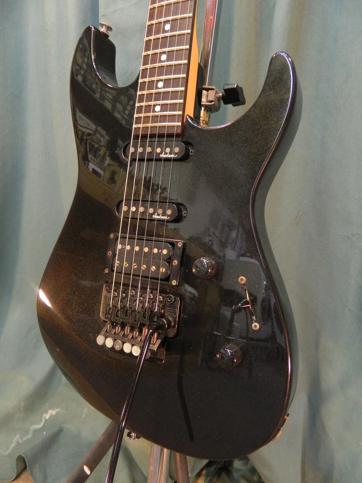 1990 Charvel 375 Deluxe Metallic Black > Guitars Electric Solid Body ...