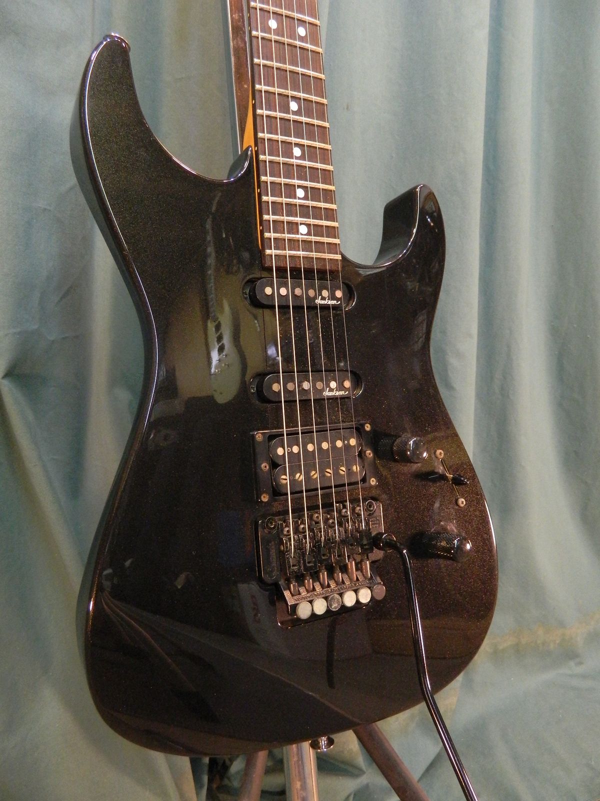 1990 Charvel 375 Deluxe Metallic Black > Guitars Electric Solid Body ...