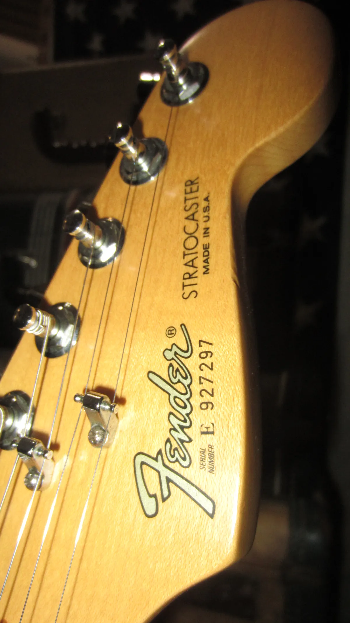 1990 Fender American Standard Stratocaster Red > Guitars Electric Solid ...