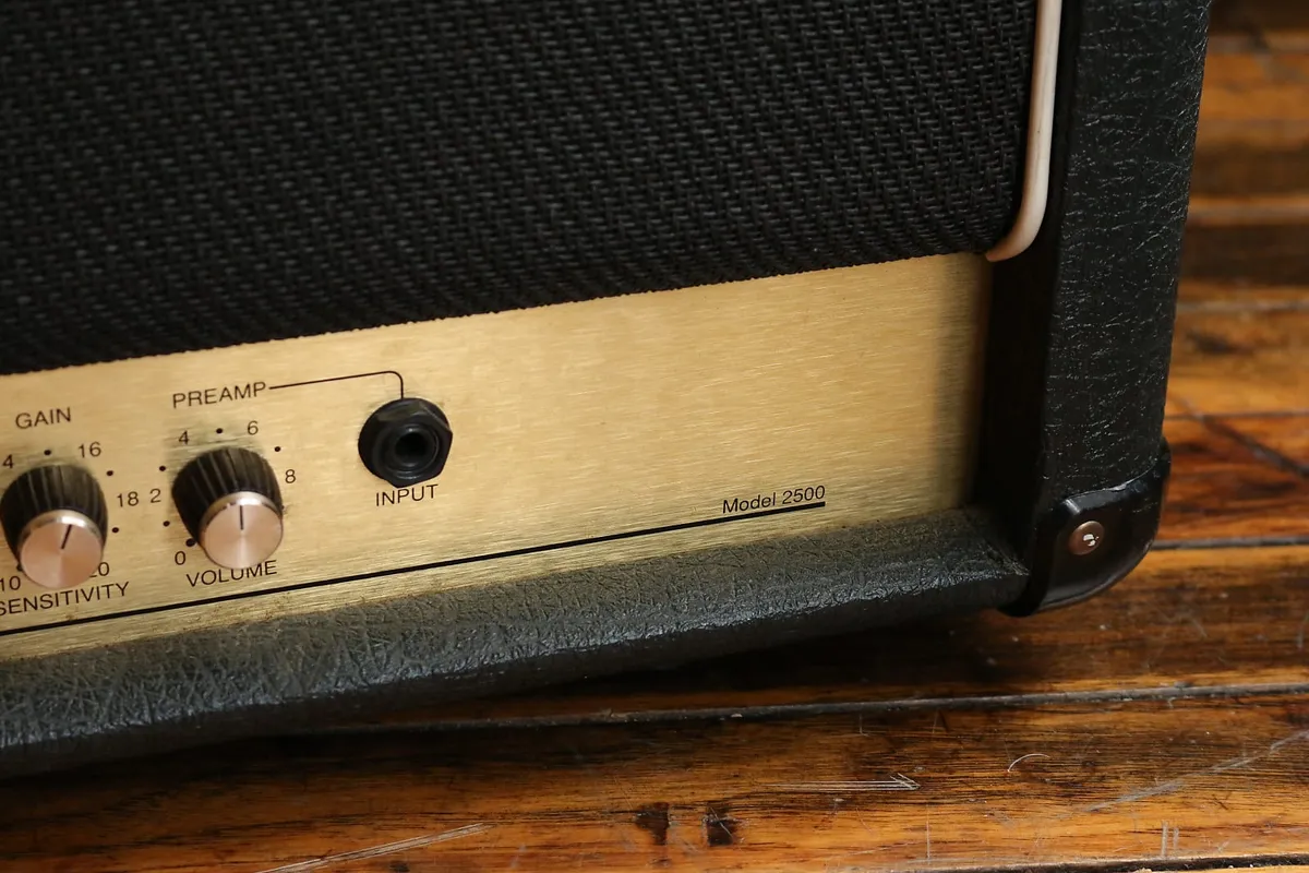 1990 Marshall JCM 900 Model 2500 50-Watt Hi Gain Master Volume MkIII ...