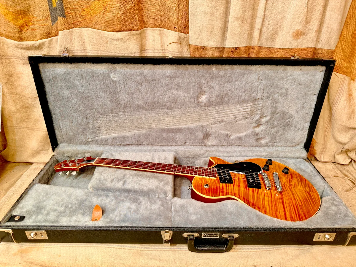 1990 Fender Custom Shop Michael Stevens LJ Amber Flame > Guitars ...