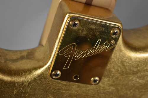 1991 Fender Eric Clapton Stratocaster Gold Leaf > Guitars Electric ...
