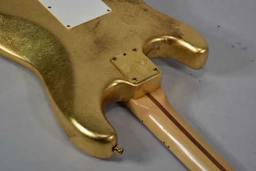 1991 Fender Eric Clapton Stratocaster Gold Leaf > Guitars Electric ...