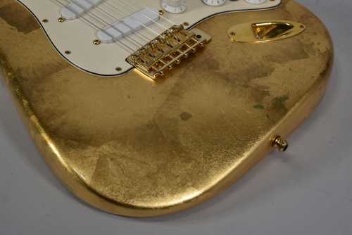 1991 Fender Eric Clapton Stratocaster Gold Leaf > Guitars Electric ...