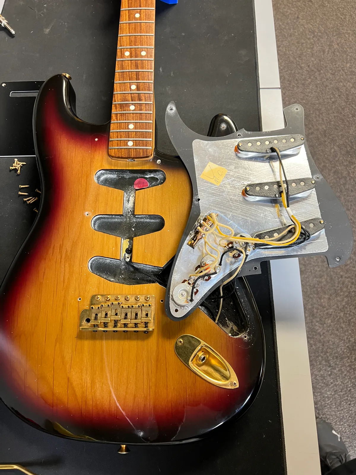 1992 Fender Stevie Ray Vaughan Stratocaster SRV Sunburst > Guitars ...