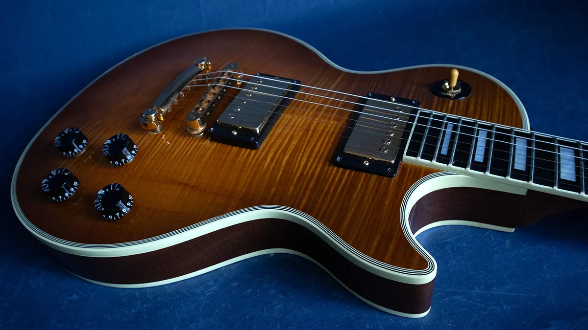 1993 Gibson Les Paul Custom Honey Amber > Guitars Electric Solid Body ...