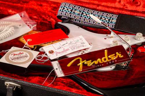 1997 Fender Stratocaster Jimi Hendrix "Voodoo" Black > Guitars Electric ...