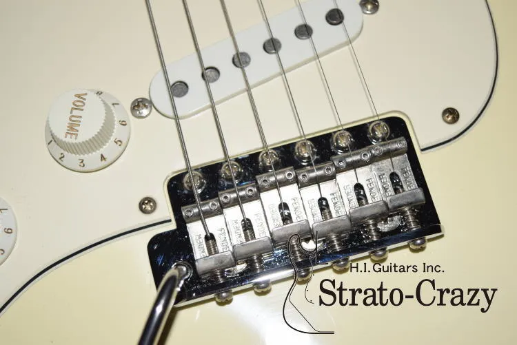 1998 Fender Stratocaster Olympic White > Guitars Electric Solid Body ...