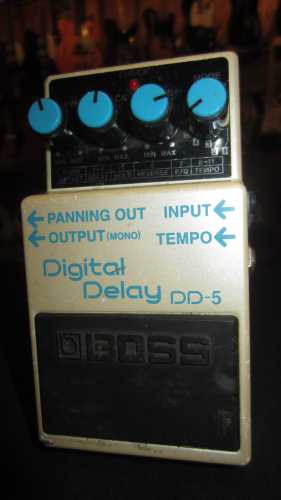 1999 Boss DD-5 Digital Delay White > Effects | Rivington Guitars