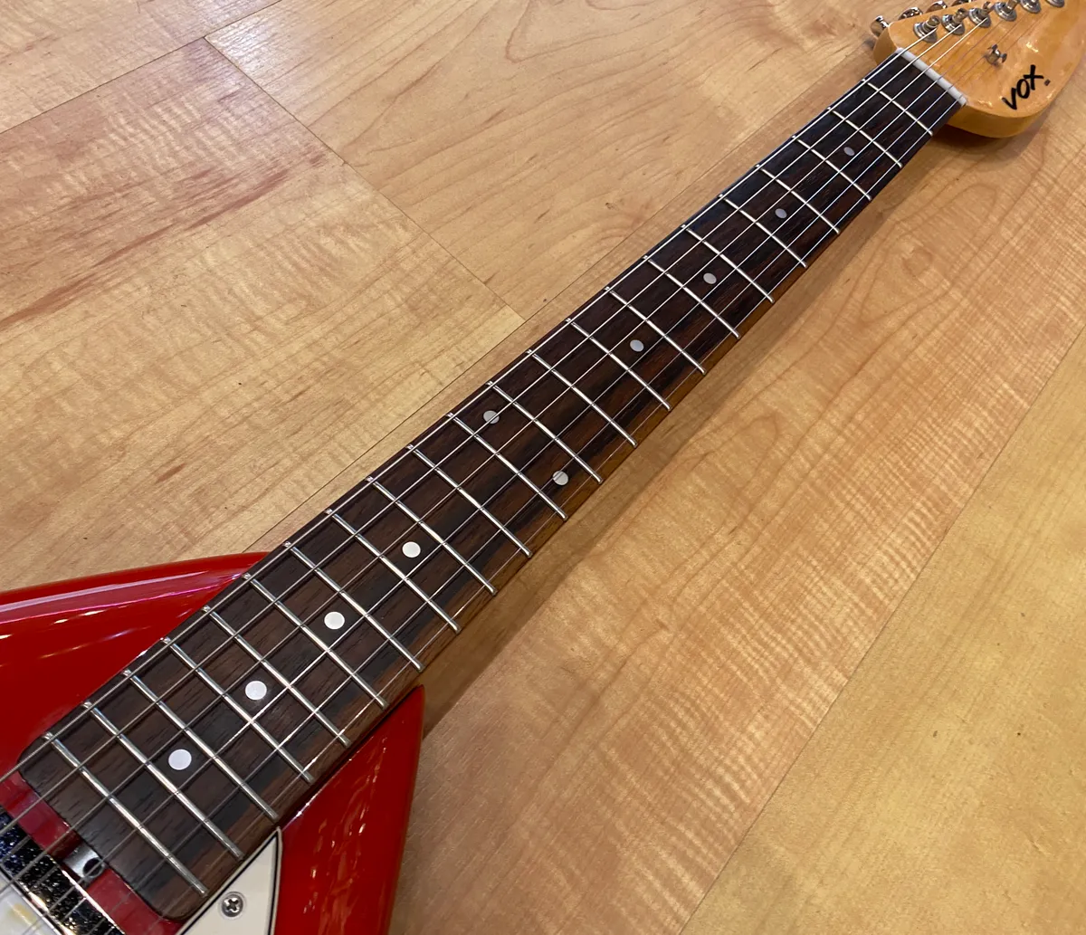 1999 Vox Mark III Teardrop Red > Guitars Electric Solid Body | Andy ...