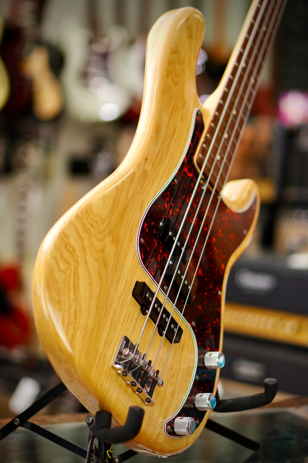 2000 Fender American Hot Rod Series Precision Bass Natural > Guitars ...