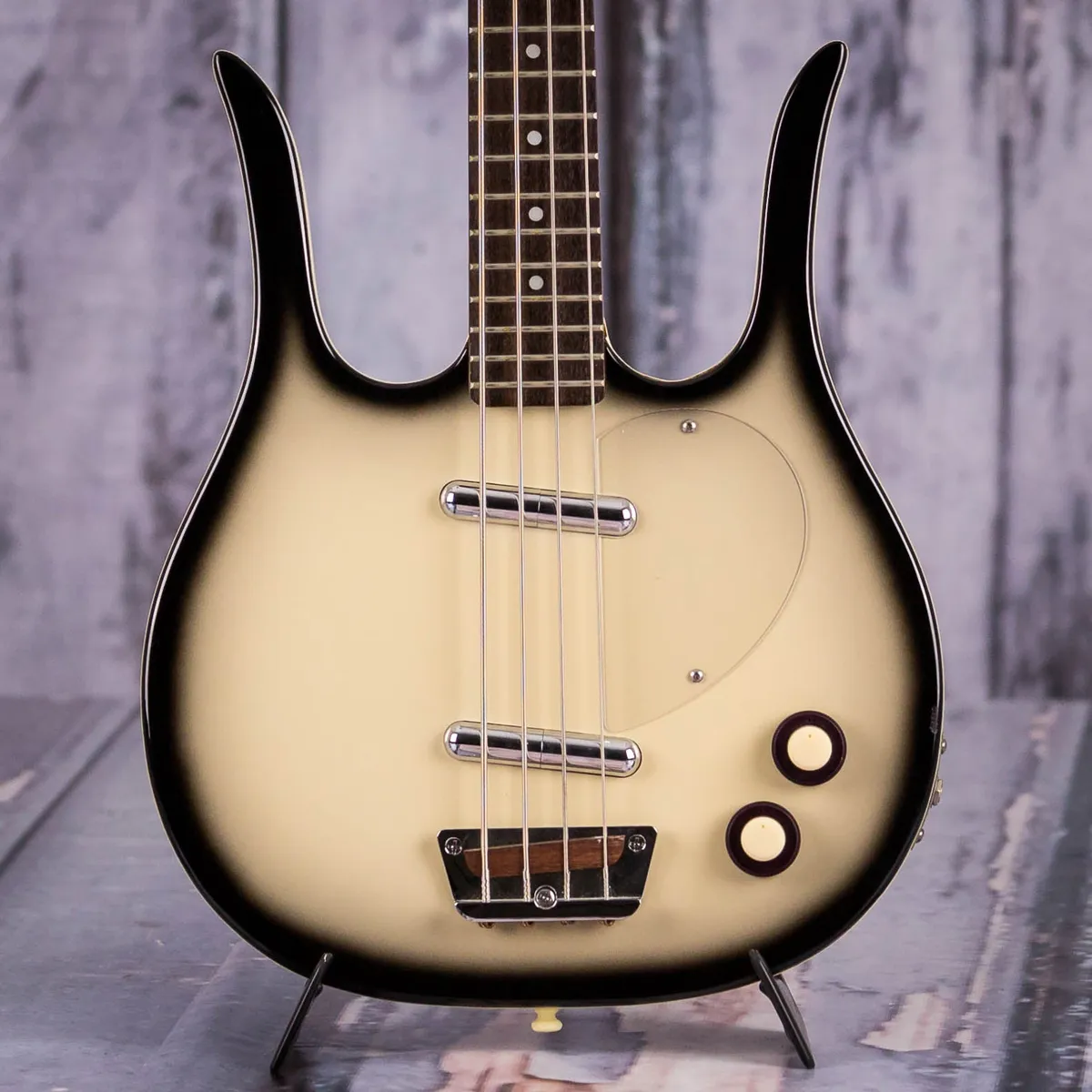 2002 ARCHIVED Danelectro Longhorn Bass Black > Guitars Bass | Replay ...