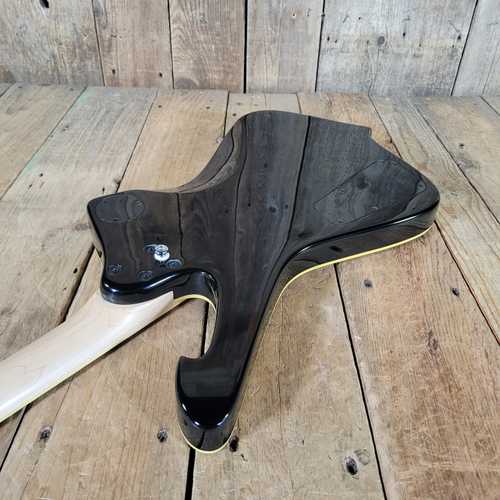 2002 Ibanez Iceman IC300 Black > Guitars Electric Solid Body | Mahar's ...