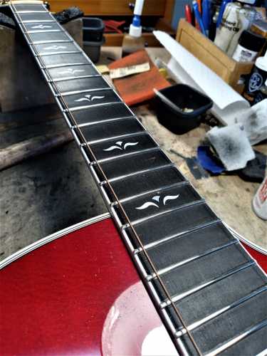 2003 Taylor 614ce Cherry Sunburst > Guitars Acoustic | Moe's Guitars