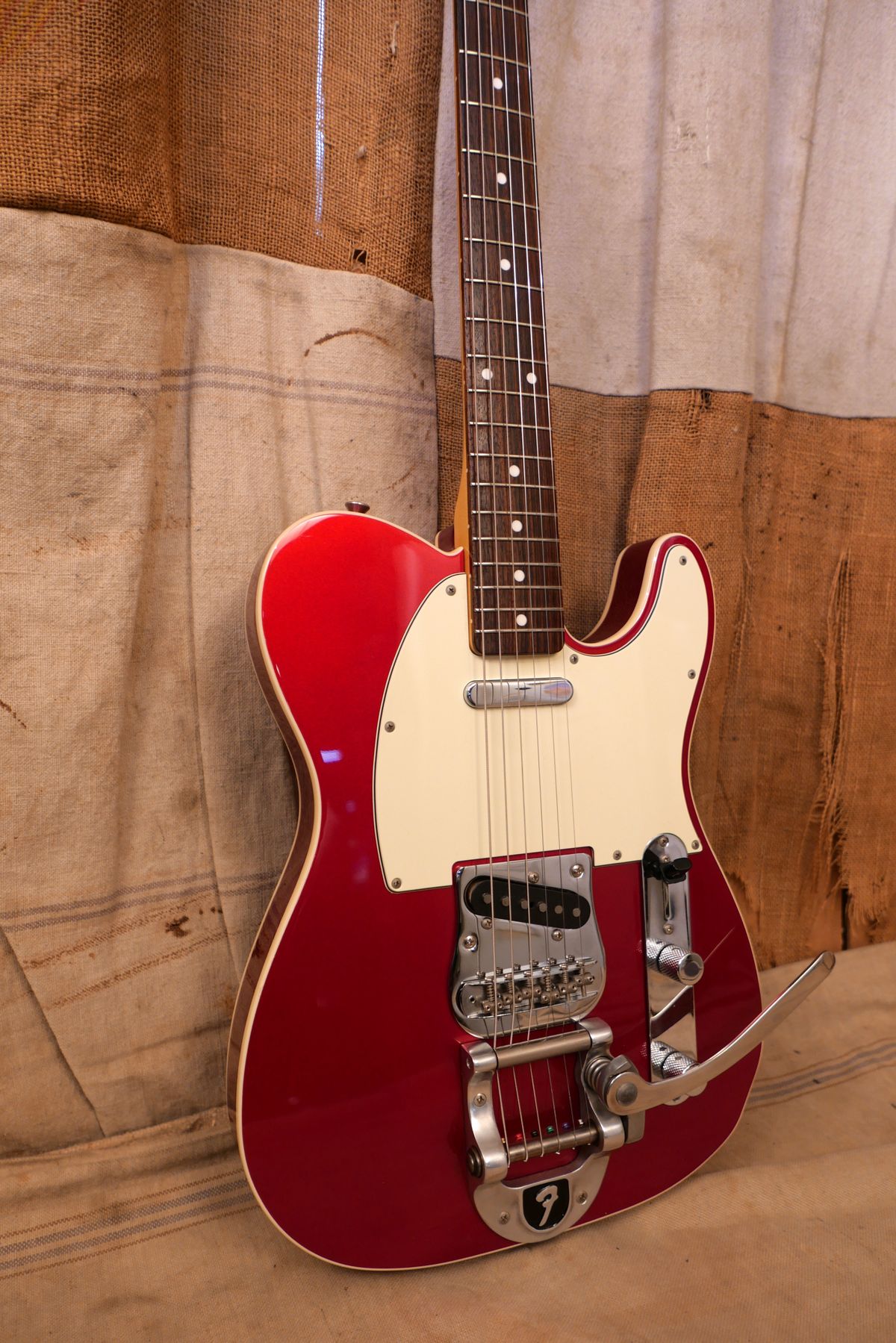 2004 Fender '62 Reissue Telecaster Custom Bigsby MIJ Candy Apple Red ...