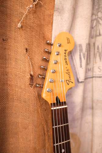2004 Fender Jaguar Baritone Sunburst > Guitars Electric Solid Body ...