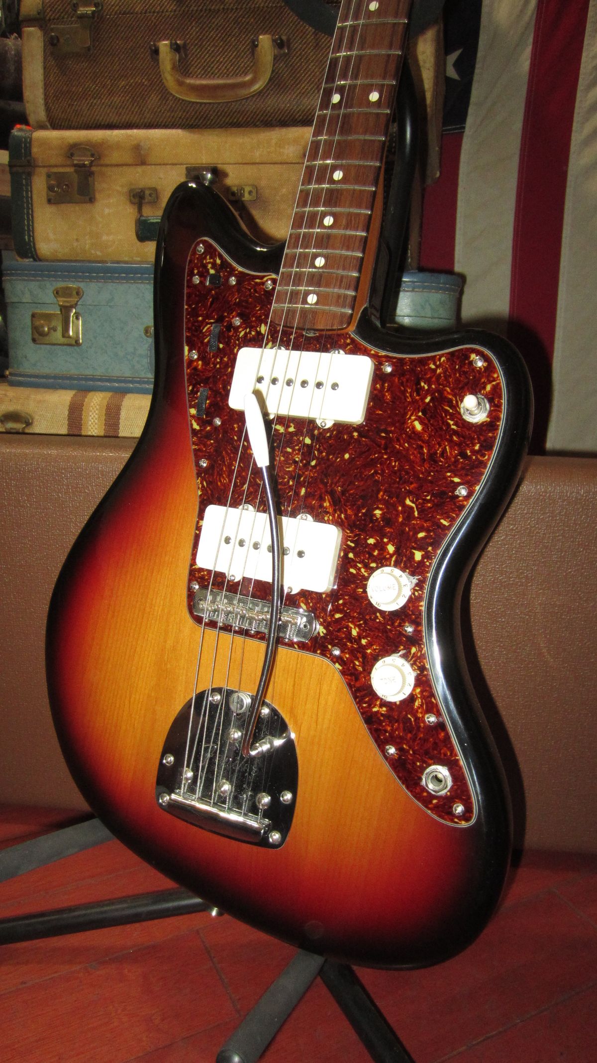 2005 Fender '62 Jazzmaster AVRI American Vintage Sunburst > Guitars ...