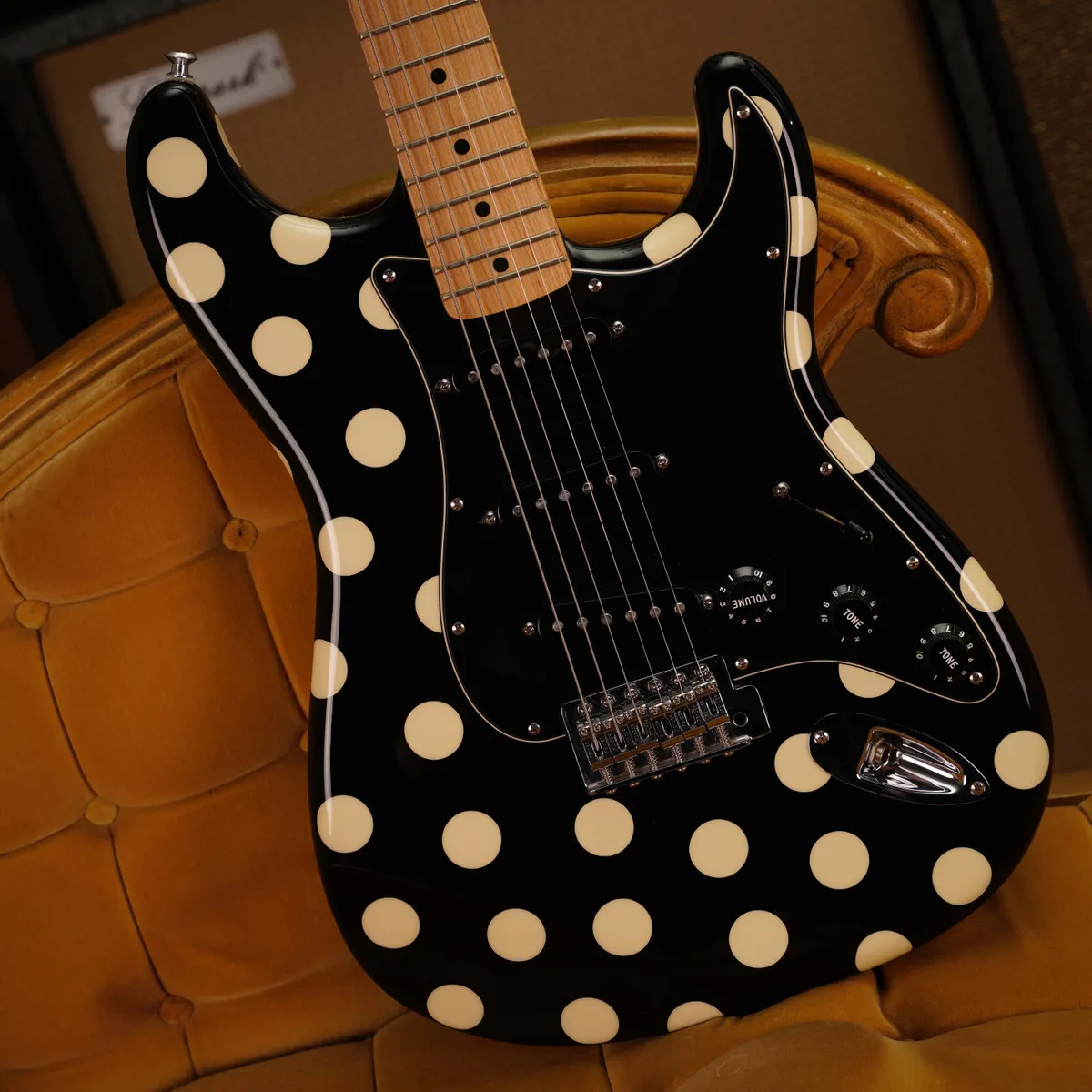 2007 Fender Buddy Guy Signature Series Stratocaster Polka Dot > Guitars ...
