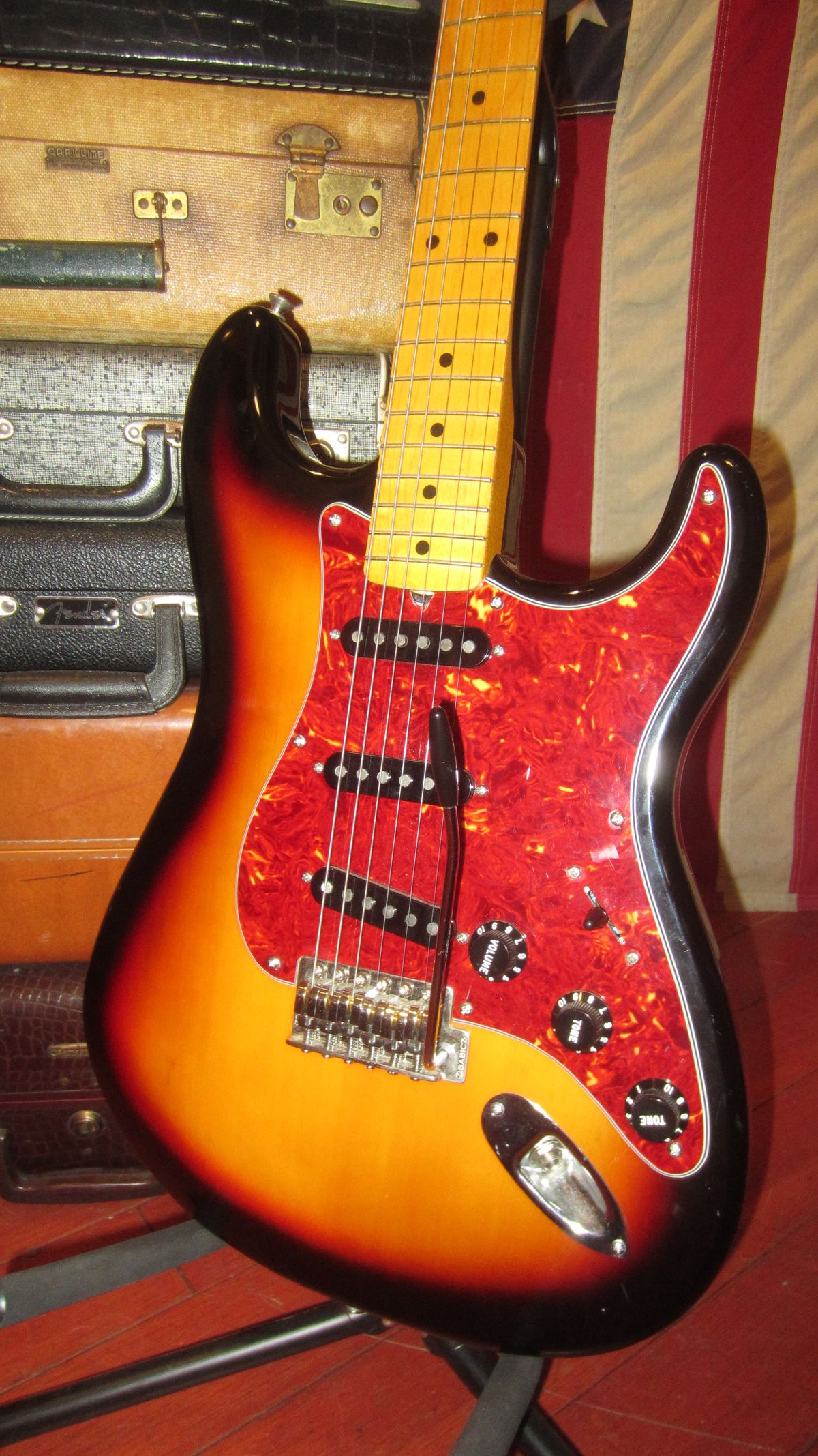 2010 Fender Stratocaster Copy Sunburst > Guitars Electric Solid Body ...
