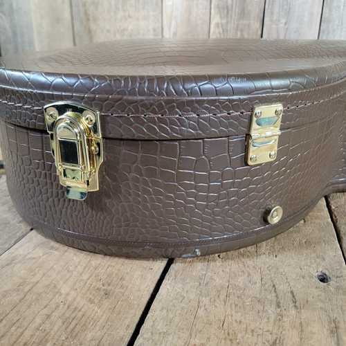 Taylor GS Case Brown Gator Deluxe > Accessories | Mahar's Vintage Guitars