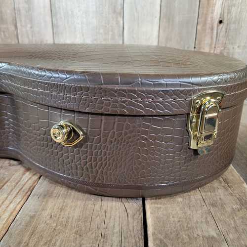 Taylor GS Case Brown Gator Deluxe > Accessories | Mahar's Vintage Guitars