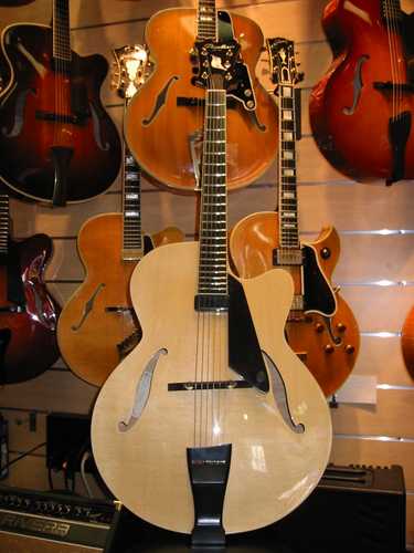 2012 Peerless Manhattan Blonde > Guitars Archtop Electric & Acoustic ...