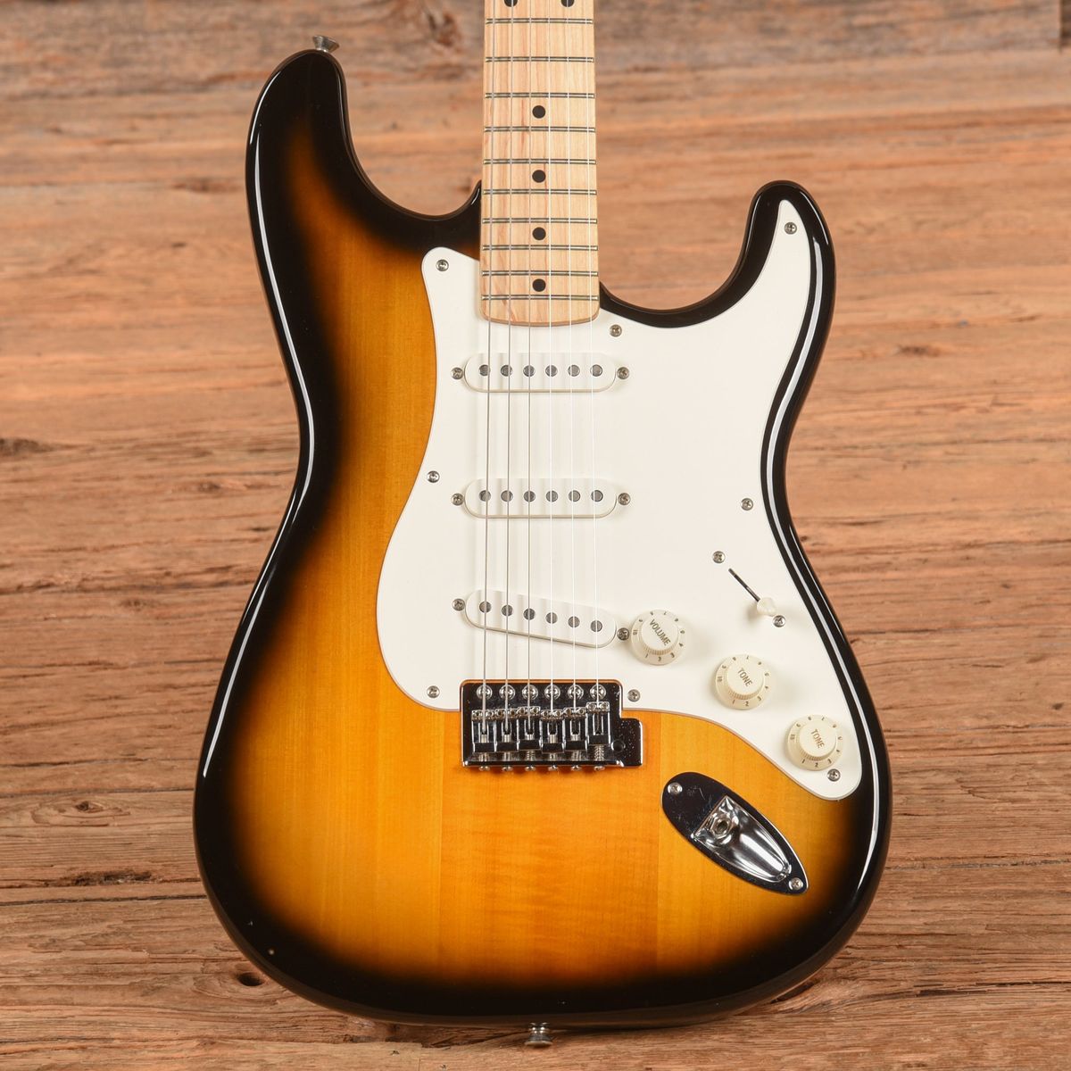 2012 Squier Affinity Stratocaster Affinity Stratocaster Sunburst ...
